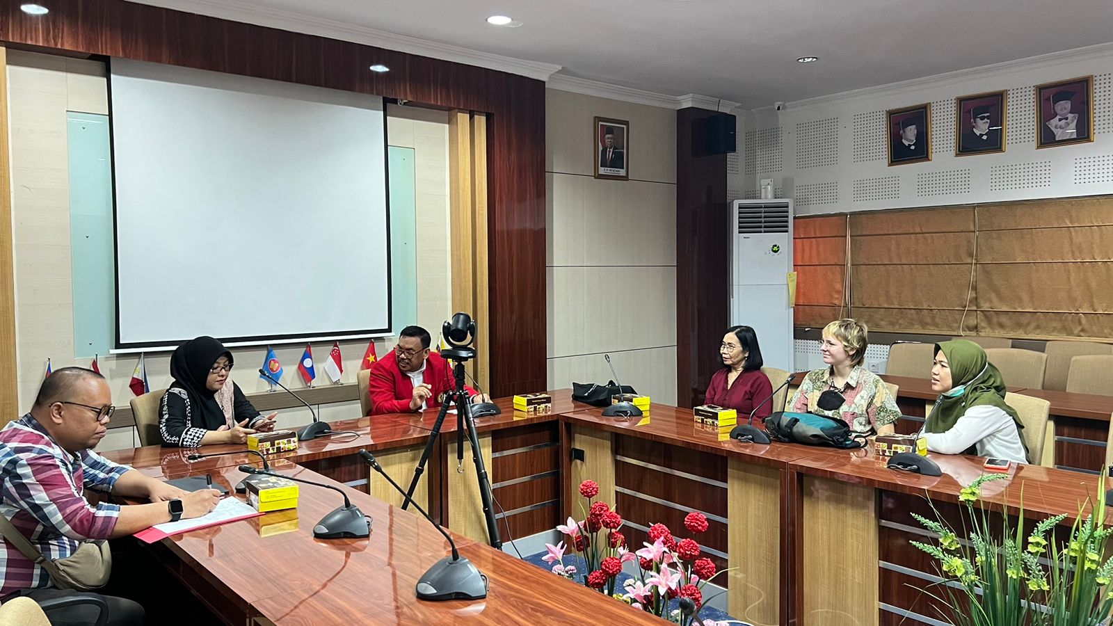 An American Student Conducted a Research on Mappalili Ritual in Segeri ...